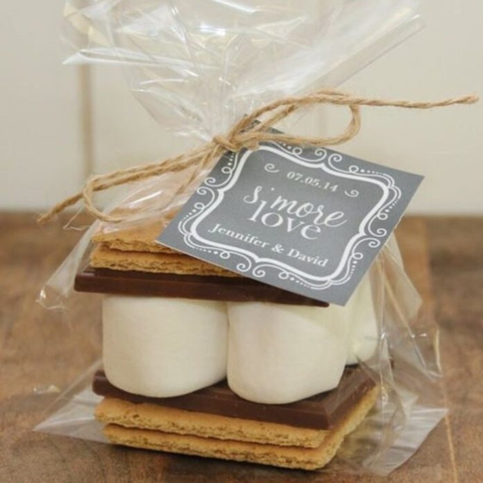 63 Best Wedding Gifts For Guests That Will Delight Them