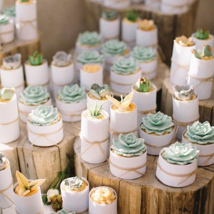 63 Best Wedding Gifts For Guests That Will Delight Them