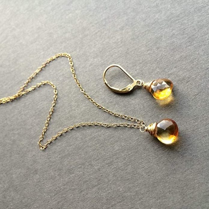 The 35 Awesome 13 Year Wedding Anniversary Gifts You'll Love