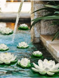 30 Amazing Wedding Pool Decor Ideas & Guides For Your Day