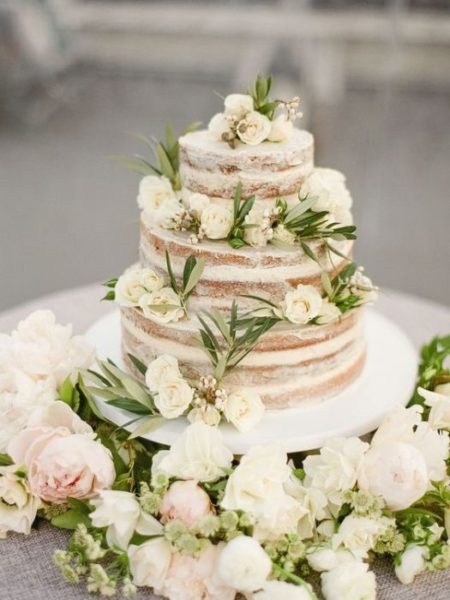 46 Best Wedding Cake Table Decor Ideas To Make A Focal Point