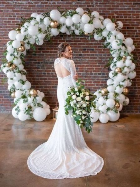 36 Stunning All-White Wedding Decor Ideas For Every Style
