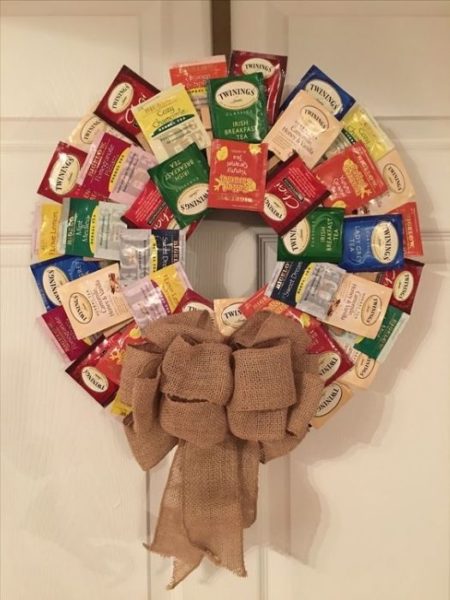 34 Most Creative DIY Engagement Gifts Ideas For Couples
