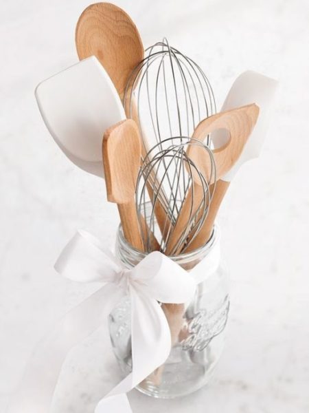 34 Most Creative DIY Engagement Gifts Ideas For Couples