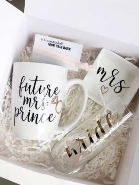 34 Most Creative DIY Engagement Gifts Ideas For Couples