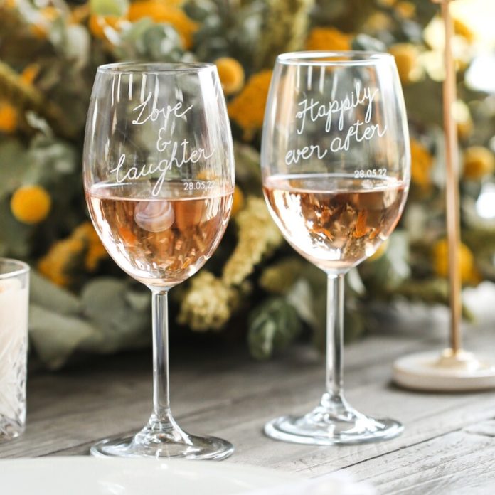 40 Best Wedding Gifts For Friends To Impress Them In 2024