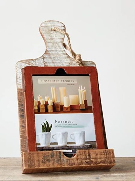 38 Unique DIY Wedding Gifts to Impress Any Newlyweds