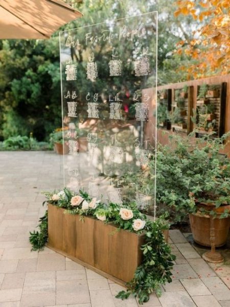 Top 44 Minimalist Wedding Decor Ideas for a Simple Setting
