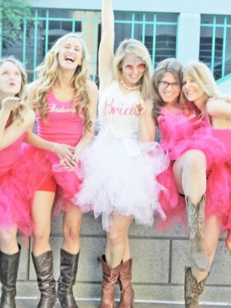 27 Completely Amazing Bachelorette Party Outfit Ideas