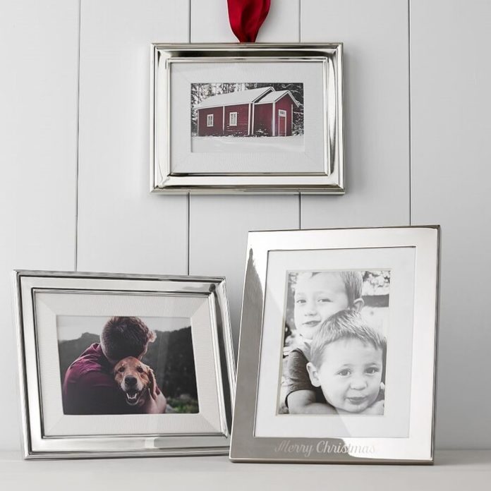 41 Funny & Creative Wedding Gifts For Boss To Impress Them