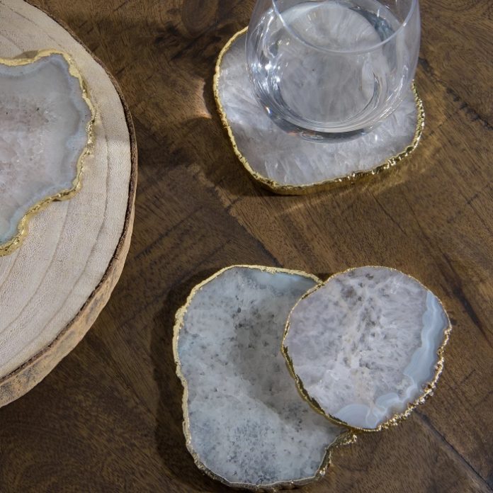 Best 37 Luxury Wedding Gifts That Any Newlywed Will Love