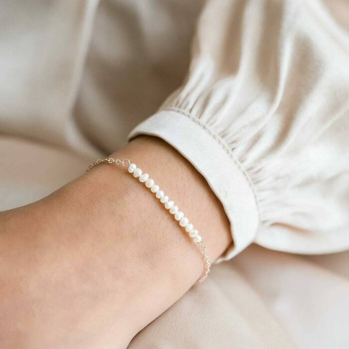 38 Heartwarming Engagement Gifts For Daughter She'll Love