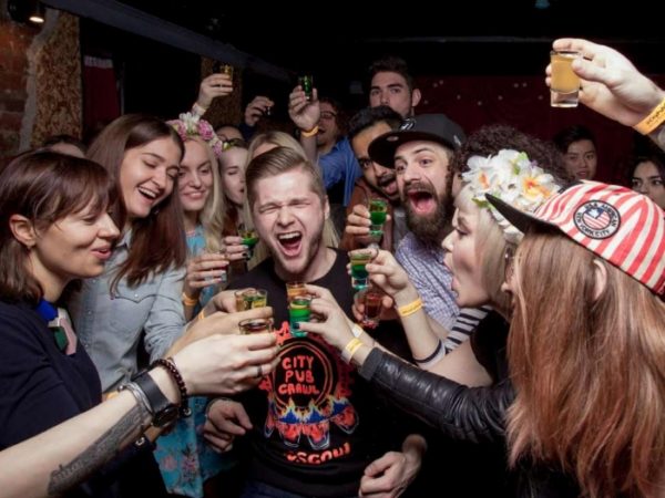 33 Unique & Funny Bachelor Party Decorations On Budget