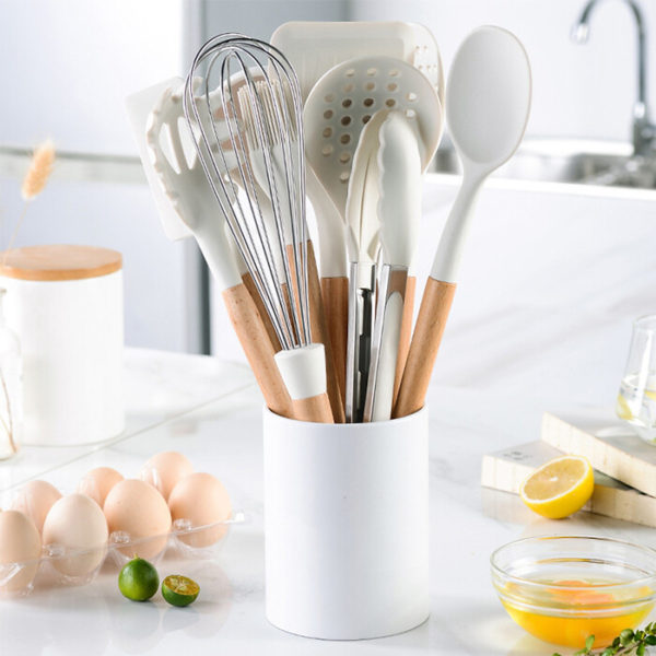 The 31 Best Essential Kitchen Items For Wedding Registry