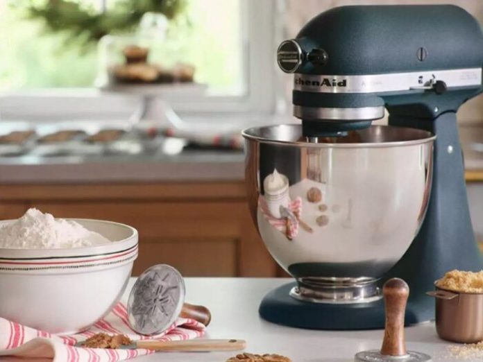 The 31 Best Essential Kitchen Items For Wedding Registry