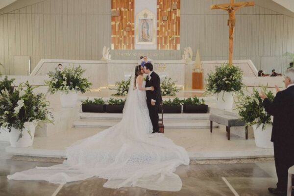 33 Best Church Wedding Decor Ideas For Your Inspiration