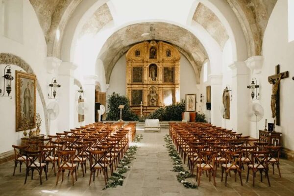 33 Best Church Wedding Decor Ideas For Your Inspiration
