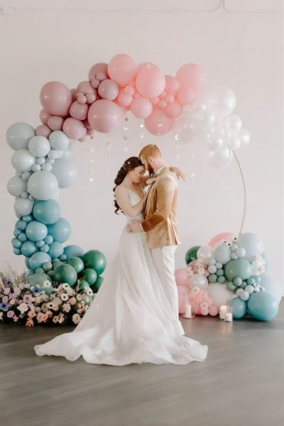 Top 42 Spectacular Wedding Balloon Decor Ideas On A Budget