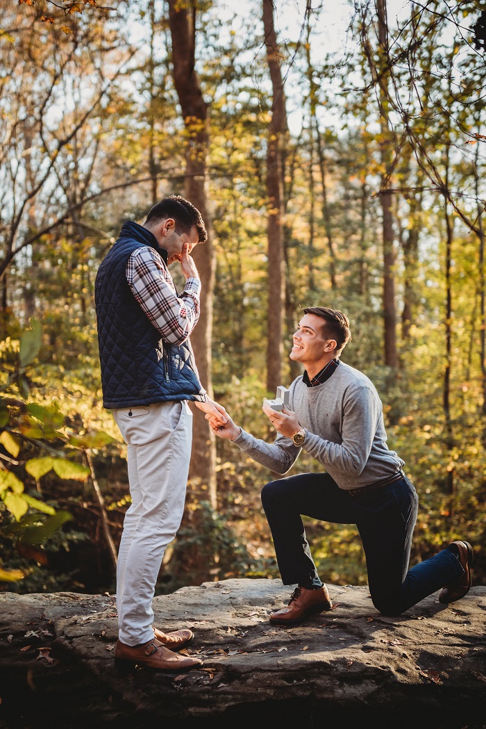 Navigating Engagement Ring Etiquette for a Perfect Proposal