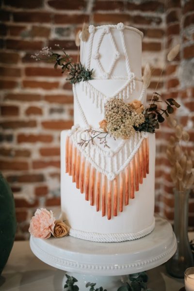 31 Best Boho Wedding Cake Ideas for a Bohemian Celebration