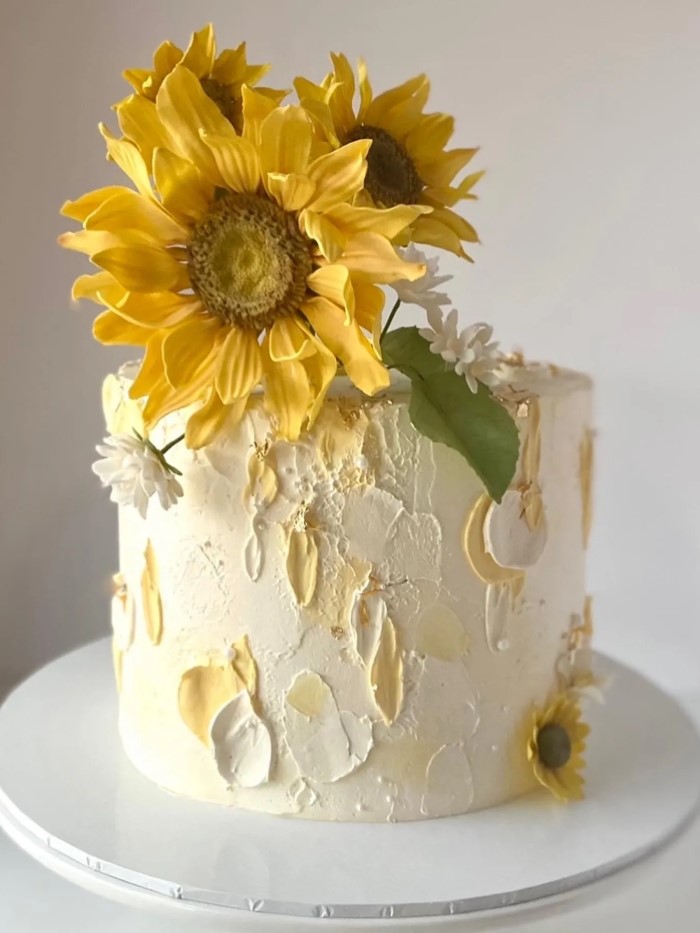 21 Trendy Sunflower Wedding Cake Ideas for a Cheerful Day