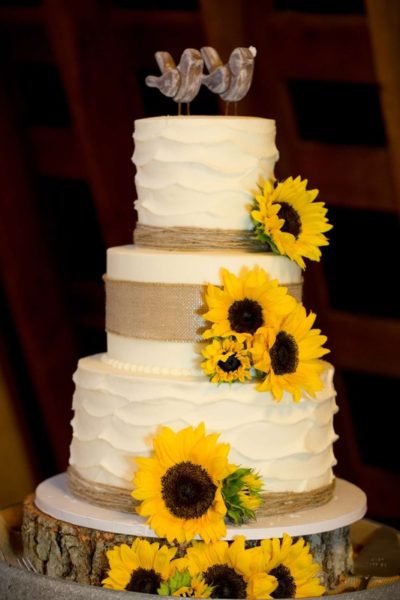 21 Trendy Sunflower Wedding Cake Ideas for a Cheerful Day