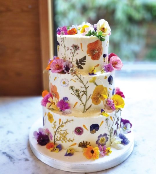 40 Adore Engagement Party Cake Ideas That Melt Your Heart