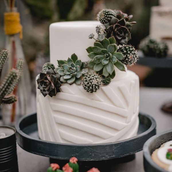 40 Adore Engagement Party Cake Ideas That Melt Your Heart