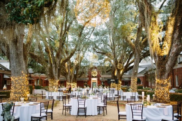 The Perfect Guide To Wedding Seating Chart Etiquette (2024)