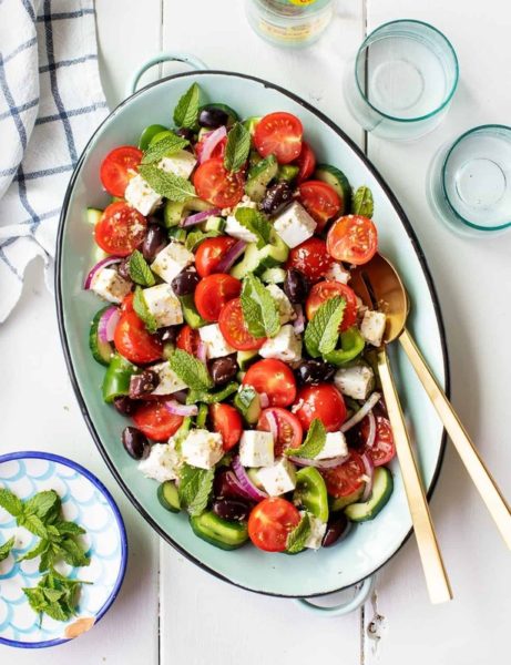 39 Delicious Bridal Shower Food Ideas That She'll Love